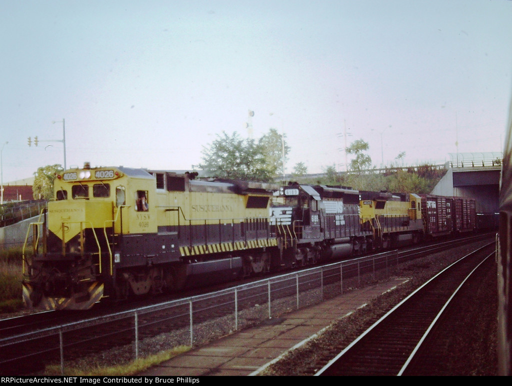 NYS&W pool freight with NS in Virginia